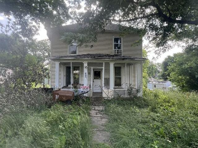 7th St