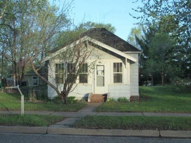 7th St NE