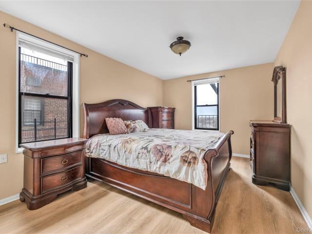 83 75 Woodhaven Boulevard, Unit 6U