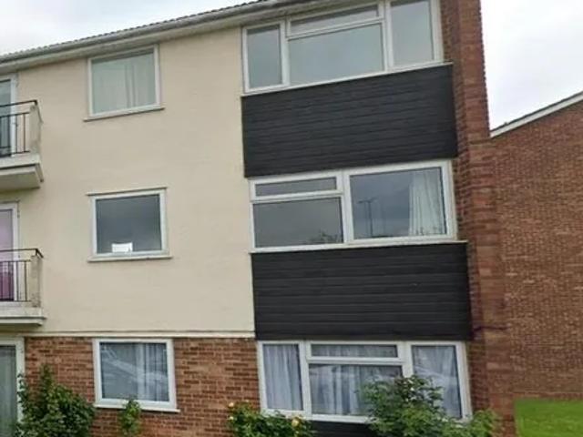 83 93 Stratfield Road, Borehamwood, WD6 1UQ, United Kingdom | 3 bed apartment for rent #138933901 | Rentberry