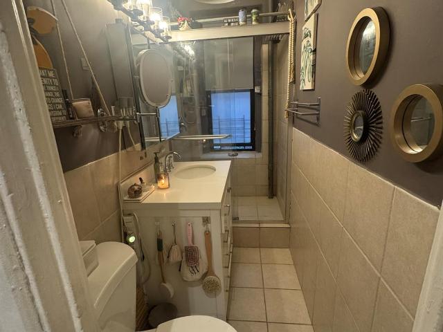 83 19 th Street 1D