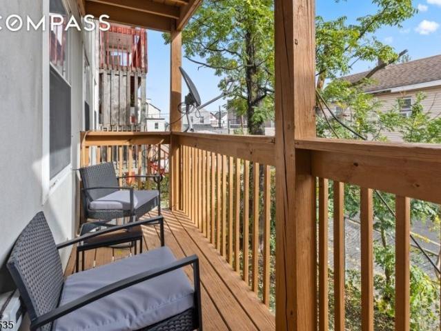83 1st St 2, Elizabeth Port, NJ
