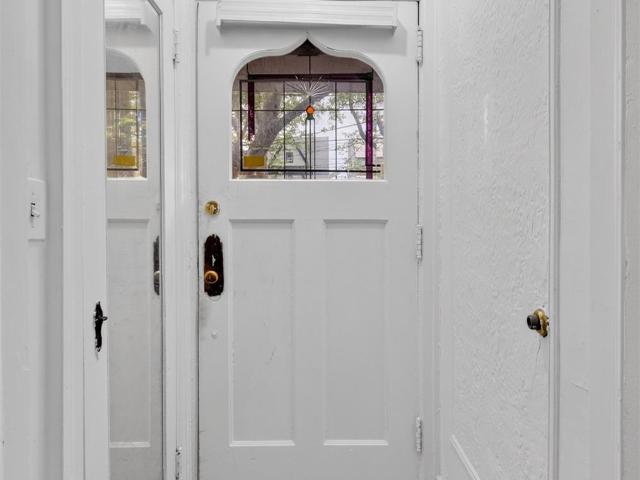83 21 th Street