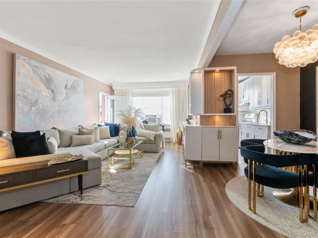 83 33 Austin Street 3D