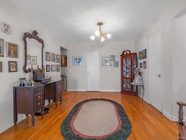83 35 Street 5M