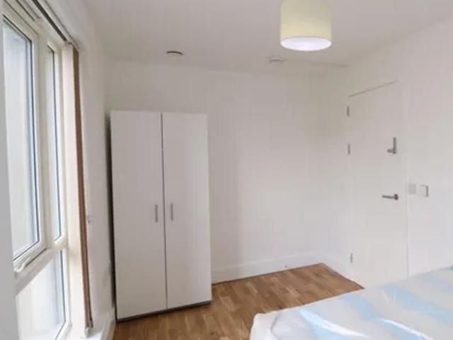 83 Tiller Road, Millwall, London, E14 8GU, United Kingdom | Room for rent #154573174 | Rentberry