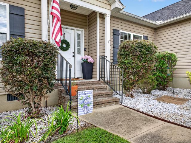 83 Trailwood Avenue