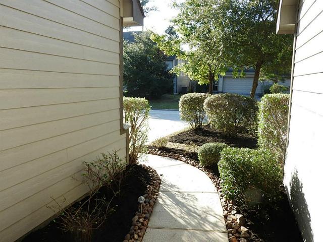 83 W Twinvale Loop