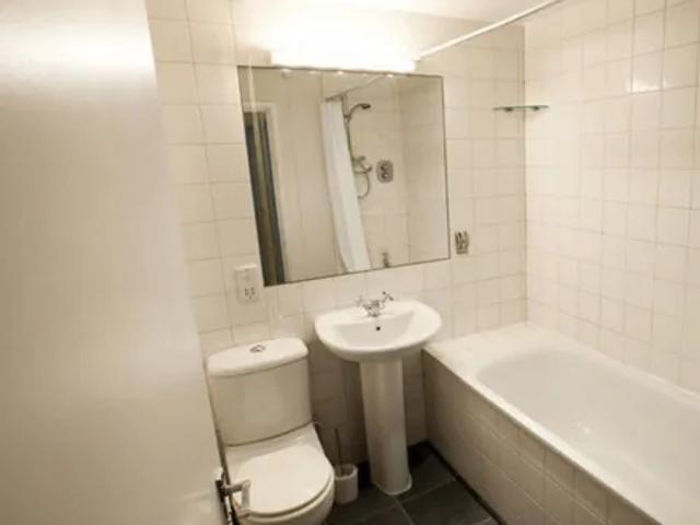83 Westbourne Terrace, London, W2 6QS, United Kingdom | Room for rent #154588833 | Rentberry