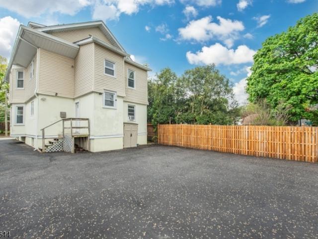 83 Westville Ave