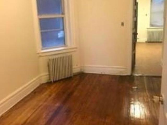 83 Ashland Ave