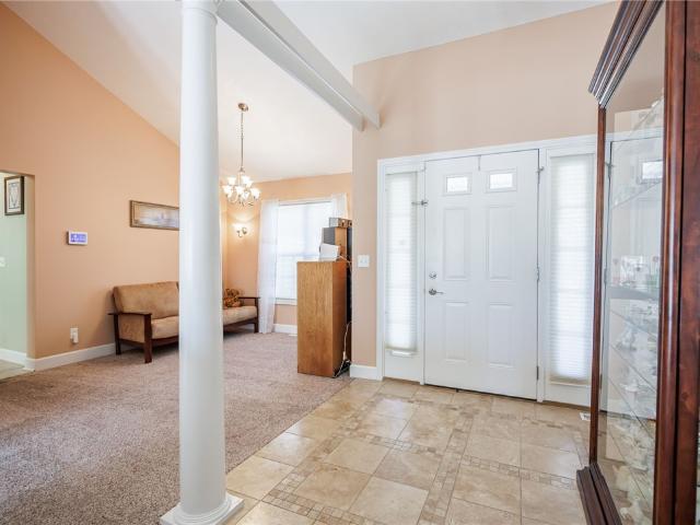 83 Arborway Ln Lane