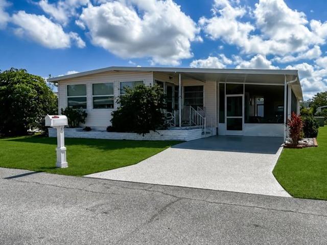 83 Azalea St Unit 83A, Nokomis, FL 34275
