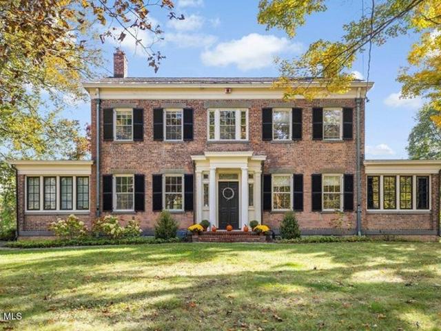 83 Bullock Rd, Slingerlands, NY 12159
