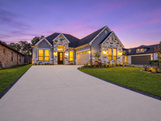 83 Camden Hills Dr, Montgomery, TX 77356 | MLS #2308
