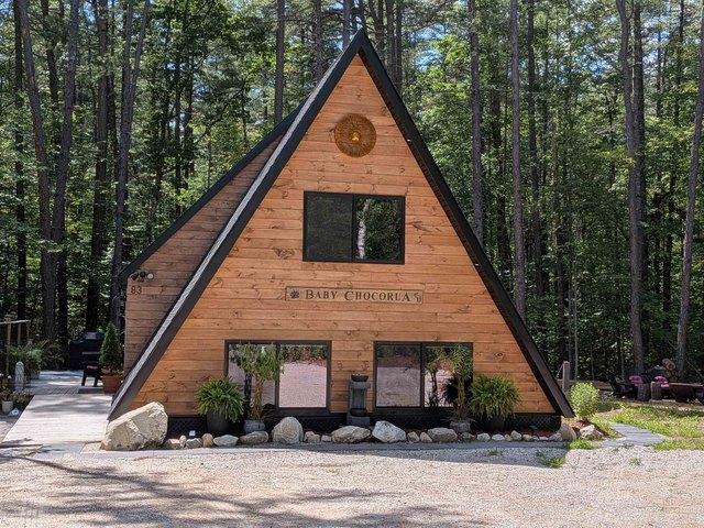 83 Chipmunk Ln, Tamworth, NH 03817