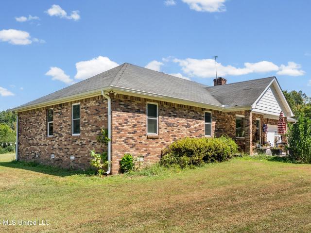 83 County Road 523