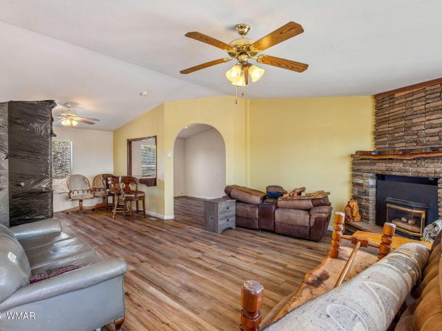 83 County Road 8012 Wildhog