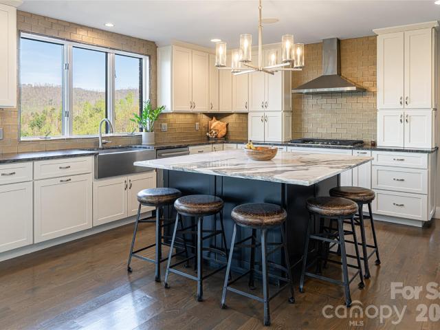 83 Cozy Mountain Lane