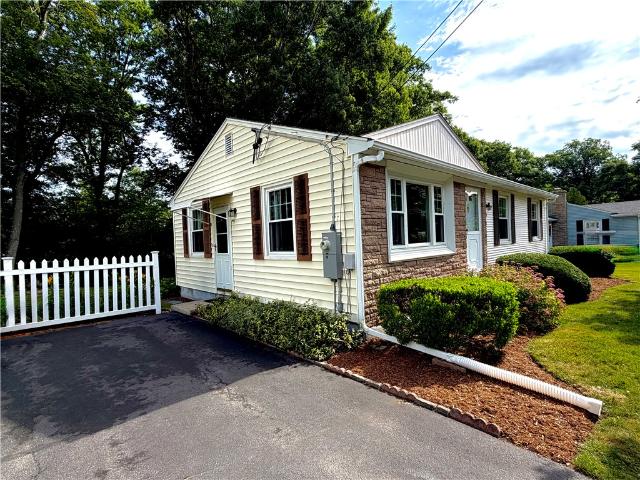 83 Crestwood Court