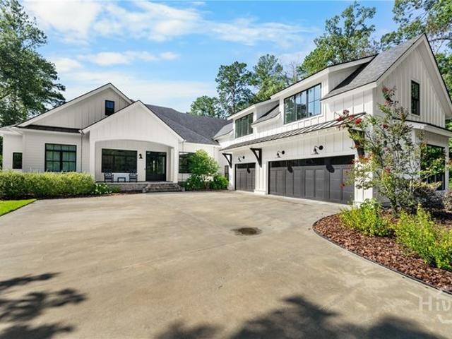 83 Crestwood Dr, Savannah, GA 31405
