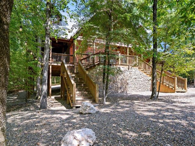 83 Davis Trail