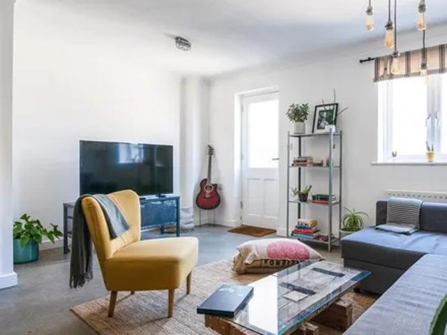 83 Durward Street, London, E1 5BZ, United Kingdom | 3 bed house for rent #116539731 | Rentberry