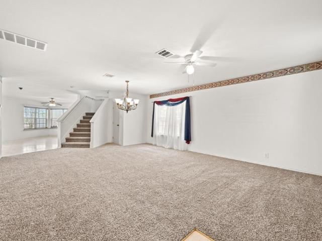 83 Elm Hill Ct