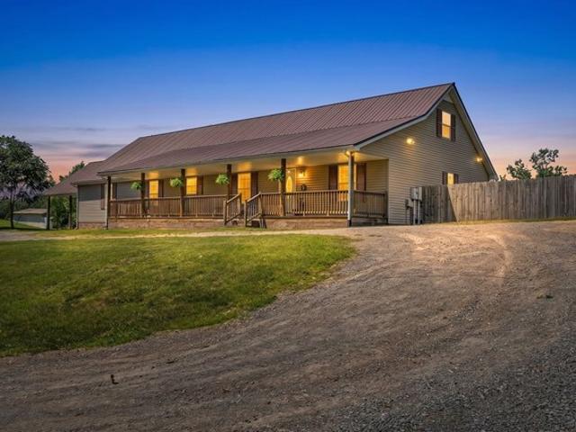 83 Farley Ln, Hartsville, TN 37074