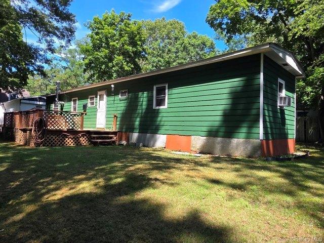 83 Forge Rd Unit 2, Riverhead, NY 11901