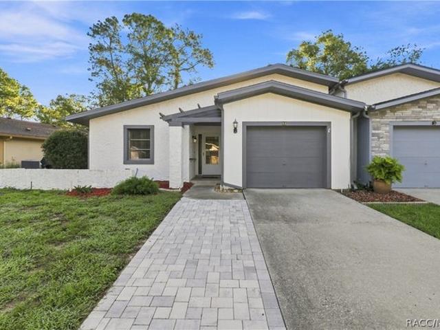 83 Golfview Dr, Homosassa, FL 34446