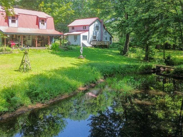 83 Knapp Road