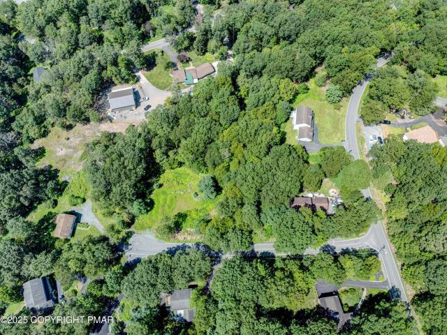 83 Laurel Loop