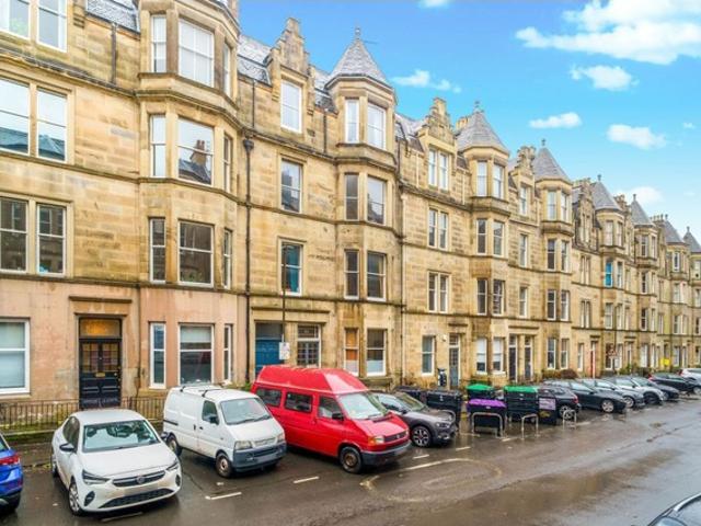 8/3 Montpelier Park, Bruntsfield, EH10 4NJ