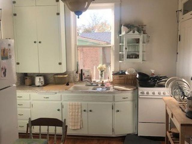 83 N State St, Hurricane, UT 84737