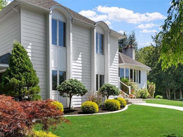 83 Nicole Drive