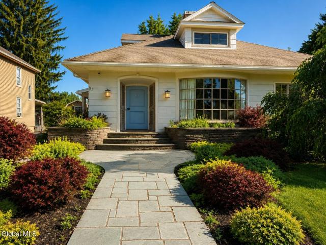 83 Oakland Avenue