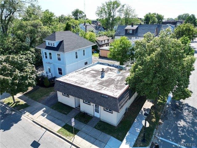 83 Parkwood Ave, Kenmore, NY 14217