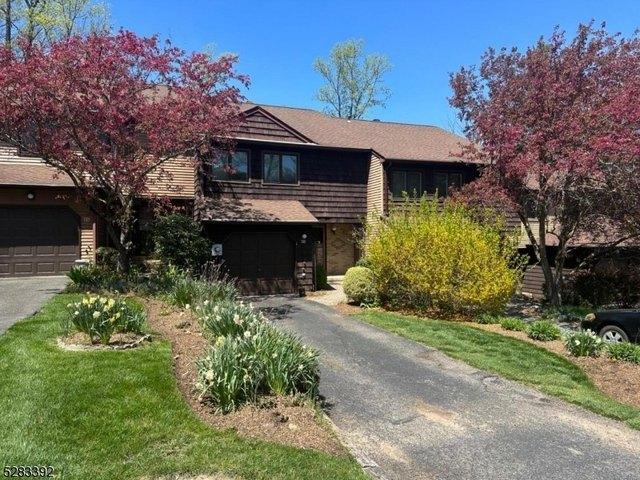 83 Patriots Rd, Parsippany Troy Hills Township, NJ 07950
