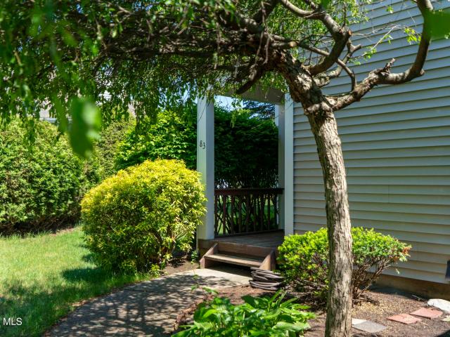 83 Pepper Lane