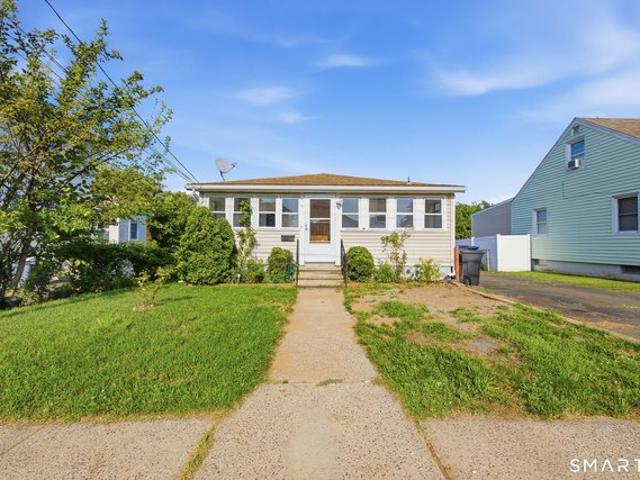 83 Prospect Pl Ext, East Haven, CT 06512