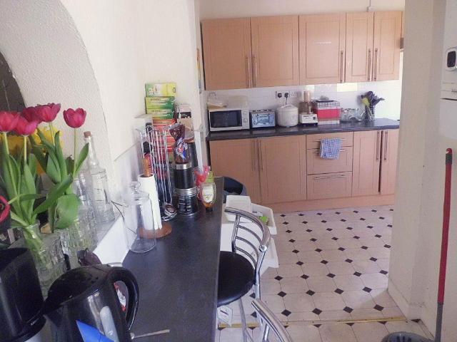83 Reservoir Road, B29 6SU 4 bed house to rent £1,560 pcm £360 pw