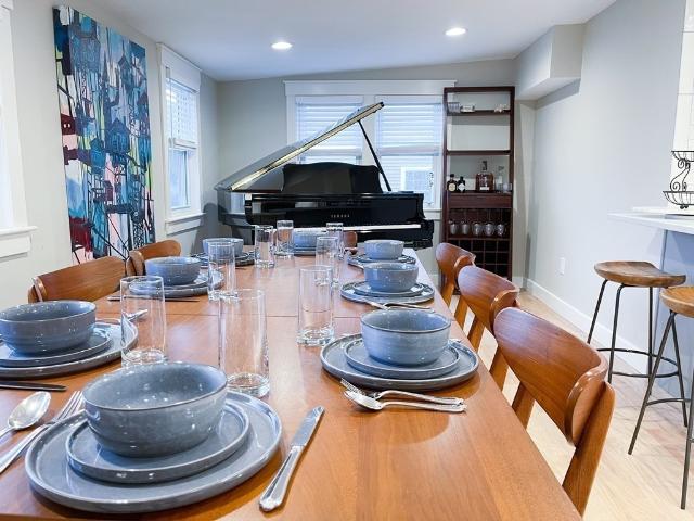 83 Rockridge Rd, Waltham, MA 02453 | MLS #73497