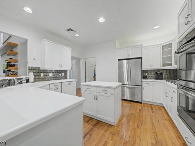 83 Schindler Ct