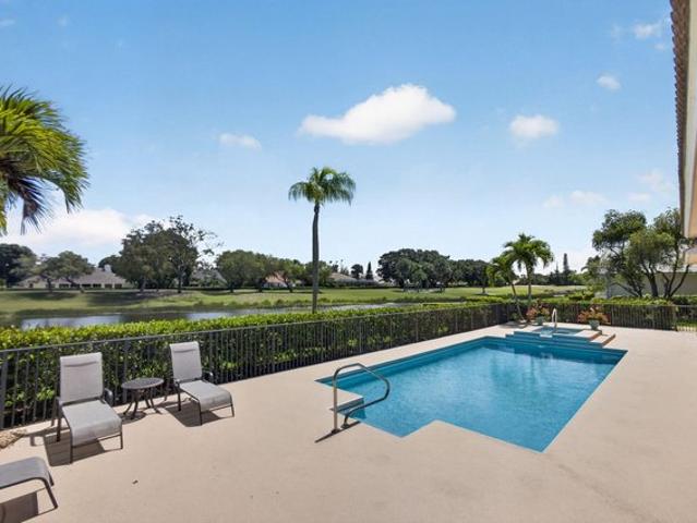 83 Sandbourne Ln, Palm Beach Gardens, FL 33418