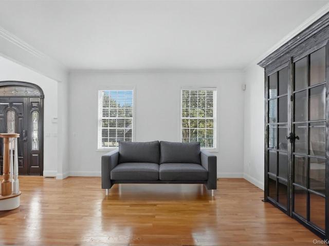 83 Saint Andrews Lane