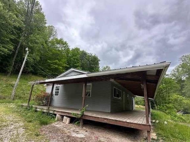 83 Smith Branch Rd, Wayne, WV 25570