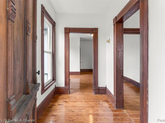 8004 N Farmington Road