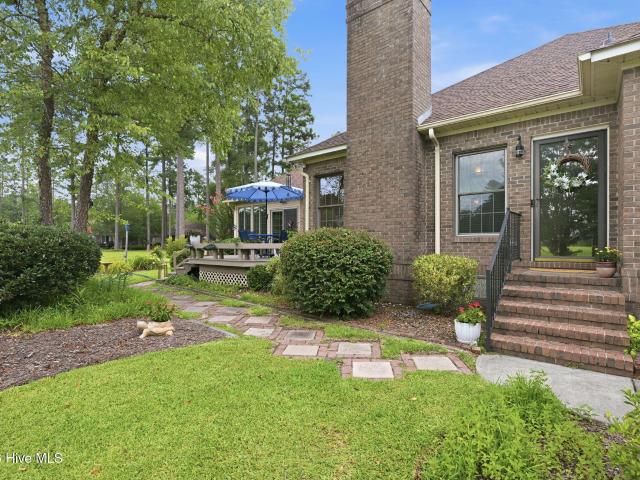 8004 Club House Drive