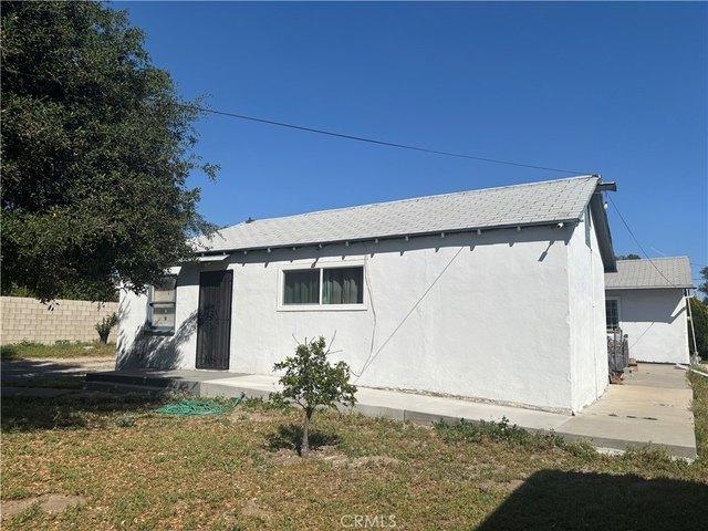 8005 Oleander Ave, Fontana, CA 92336